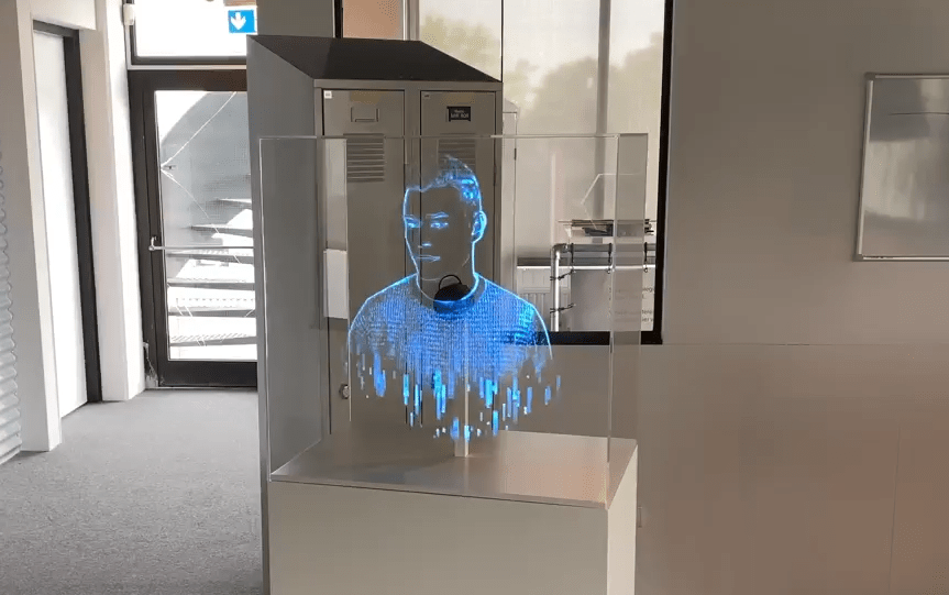 Interactive hologram | Arno Vrijman iFolio